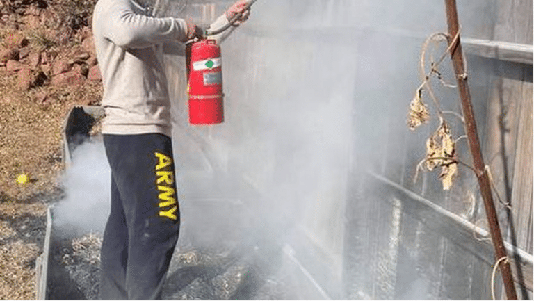 Hikers extinguish small fire - Fire Extinguishers Save Lives